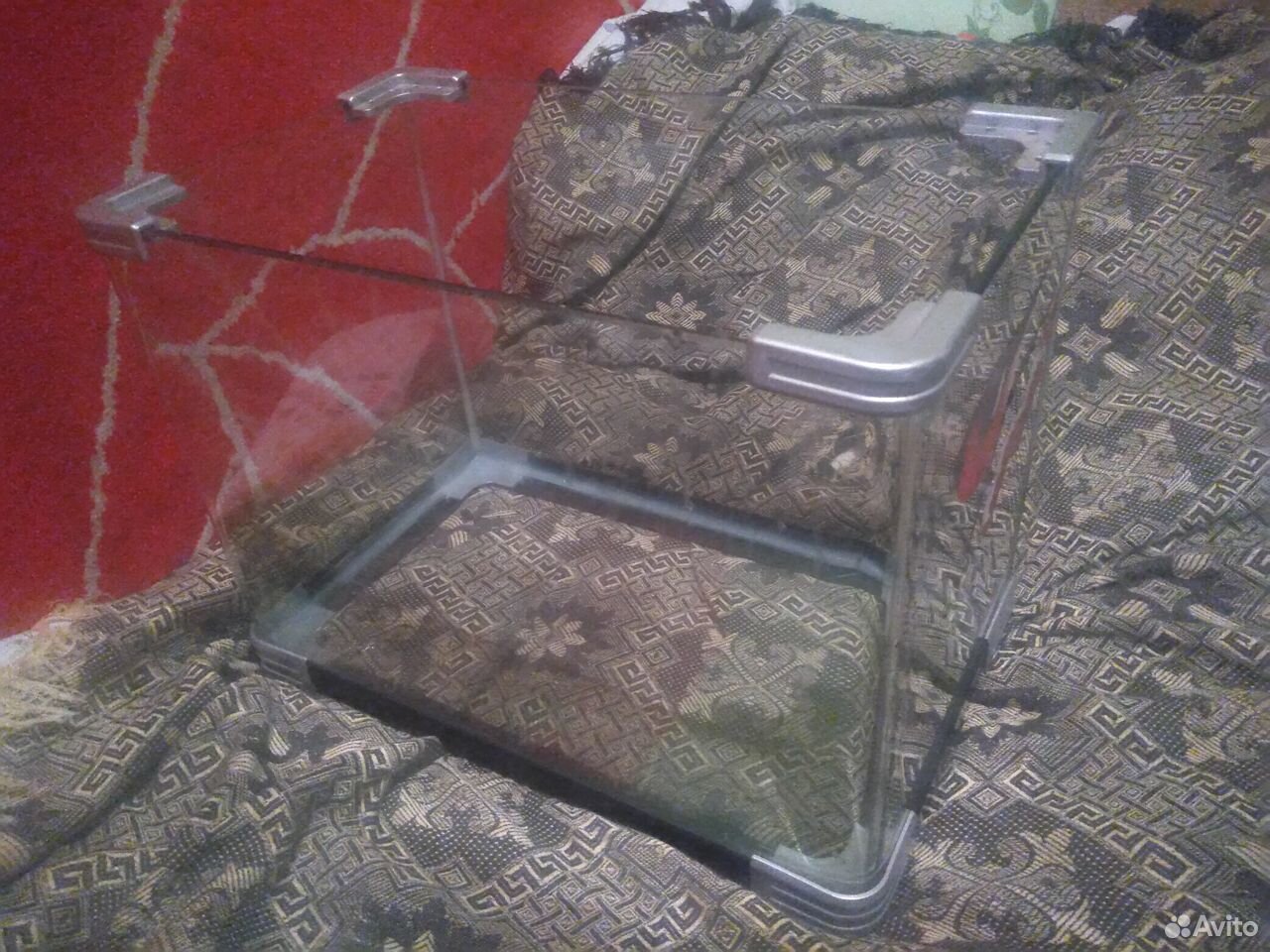 Аквариум акриловый 30л + камушки