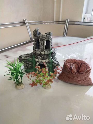 Грот, растения, аэратор и универсальный корм