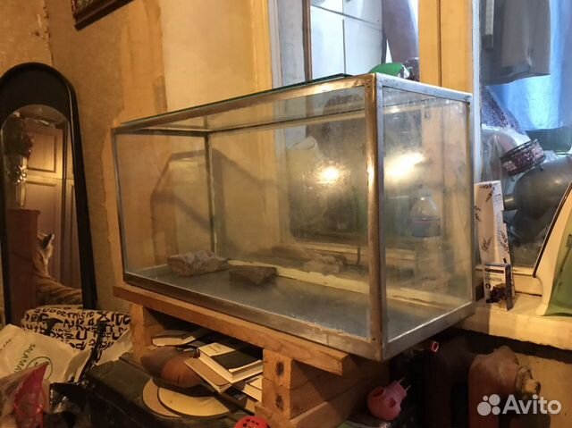 Аквариум 100 литров с встроенным словом