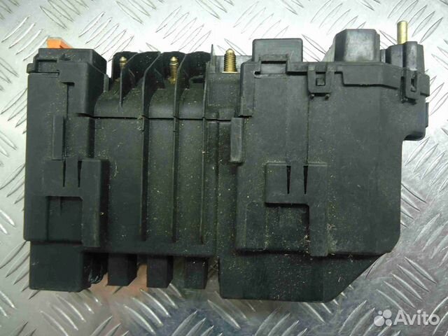 Блок предохранителей Mercedes S-klasse 2215401250 купить в Москве ...